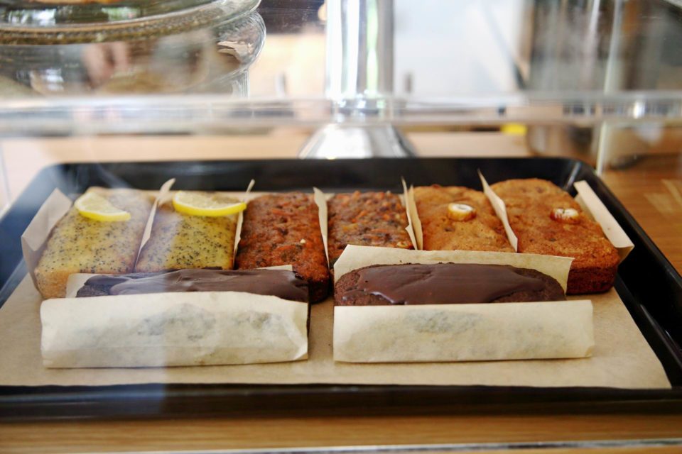 Naif: Το νέο ανεπιτήδευτο μαγαζί του Νέου Κόσμου σερβίρει λίγα και πολύ ...