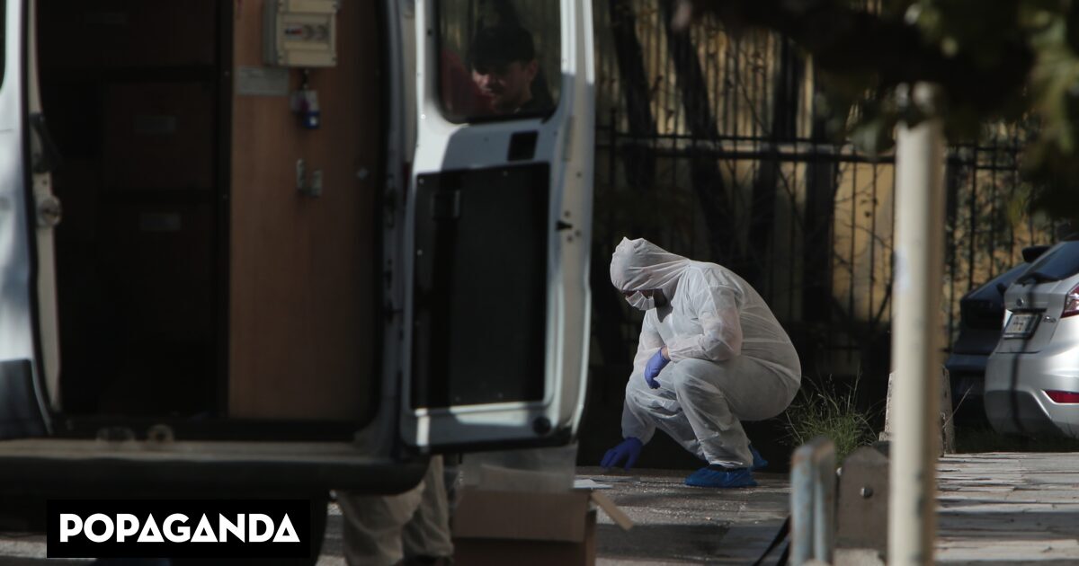 Ελεγχόμενη έκρηξη και σε δεύτερο πακέτο έξω από το κτήριο της Μεγάλης ...