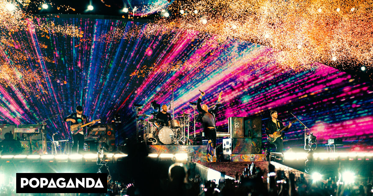 Coldplay: 60.000 θεατές έγιναν "A sky full of stars" - POPAGANDA